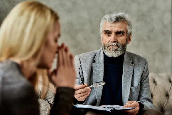 Best Clinical Social Worker Guide | 2024 Clinical Pay, Career, More ...